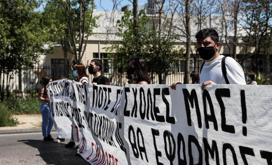 Απόφοιτοι χωρίς δικαιώματα: Ο αγώνας των φοιτητών στις Γεωπονικές ...